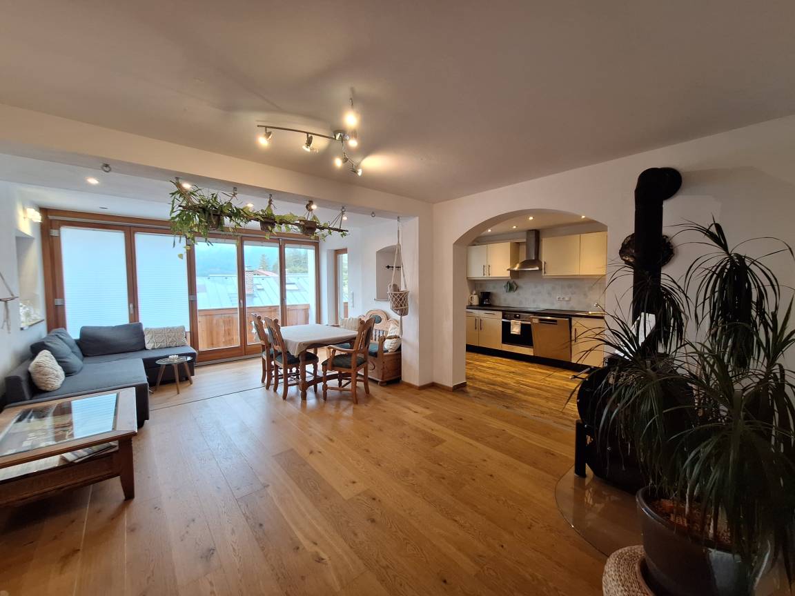 75 M² Ferienwohnung ∙ 2 Schlafzimmer ∙ 5 Gäste - Bischofswiesen