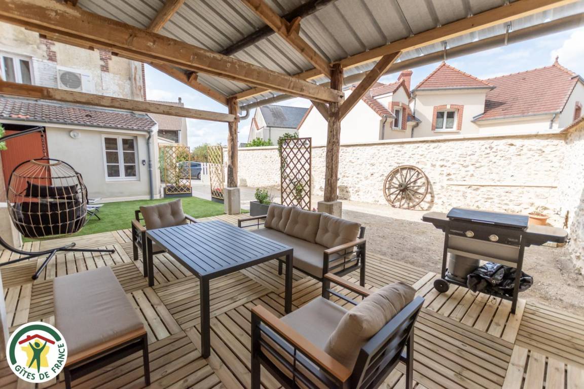 117 M² Gîte ∙ 3 Chambres ∙ 6 Personnes - Épernay