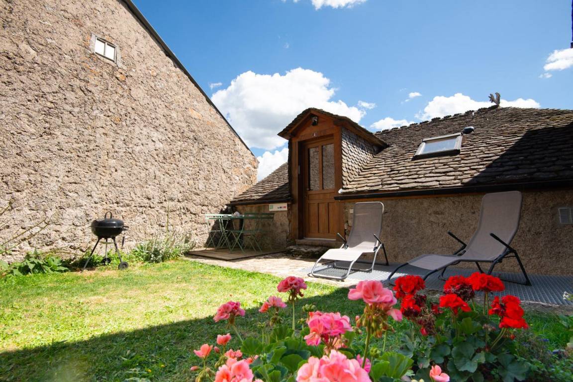 70 M² Gîte ∙ 2 Chambres ∙ 4 Personnes - Lozère