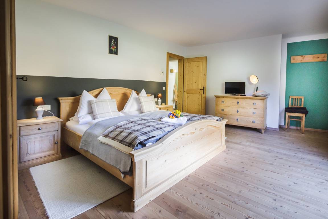 89 M² Chalet ∙ 1 Bedroom ∙ 4 Guests - San Vigilio di Marebbe