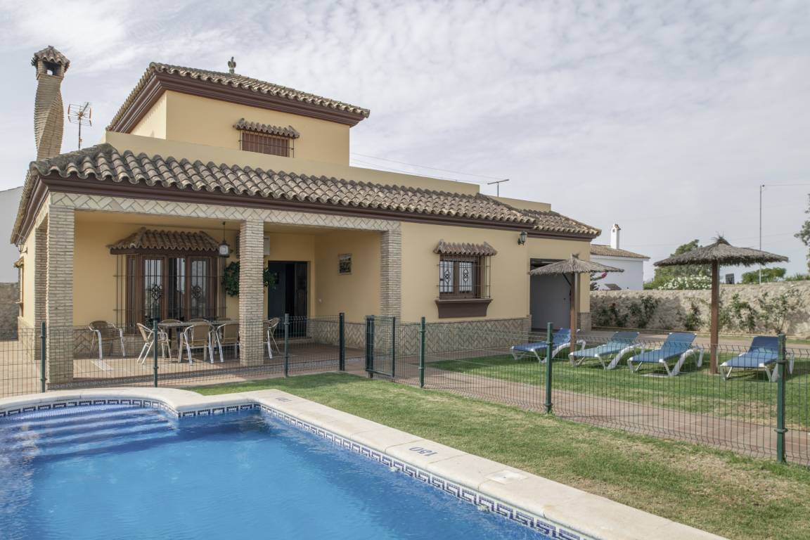 160 M² House ∙ 3 Bedrooms ∙ 8 Guests - Conil de la Frontera