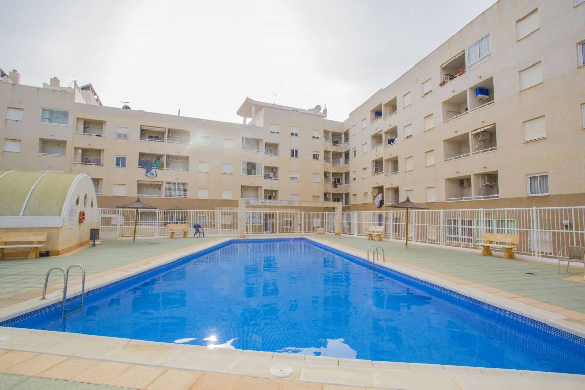52 M² Ferienwohnung ∙ 1 Schlafzimmer ∙ 4 Gäste - Torrevieja