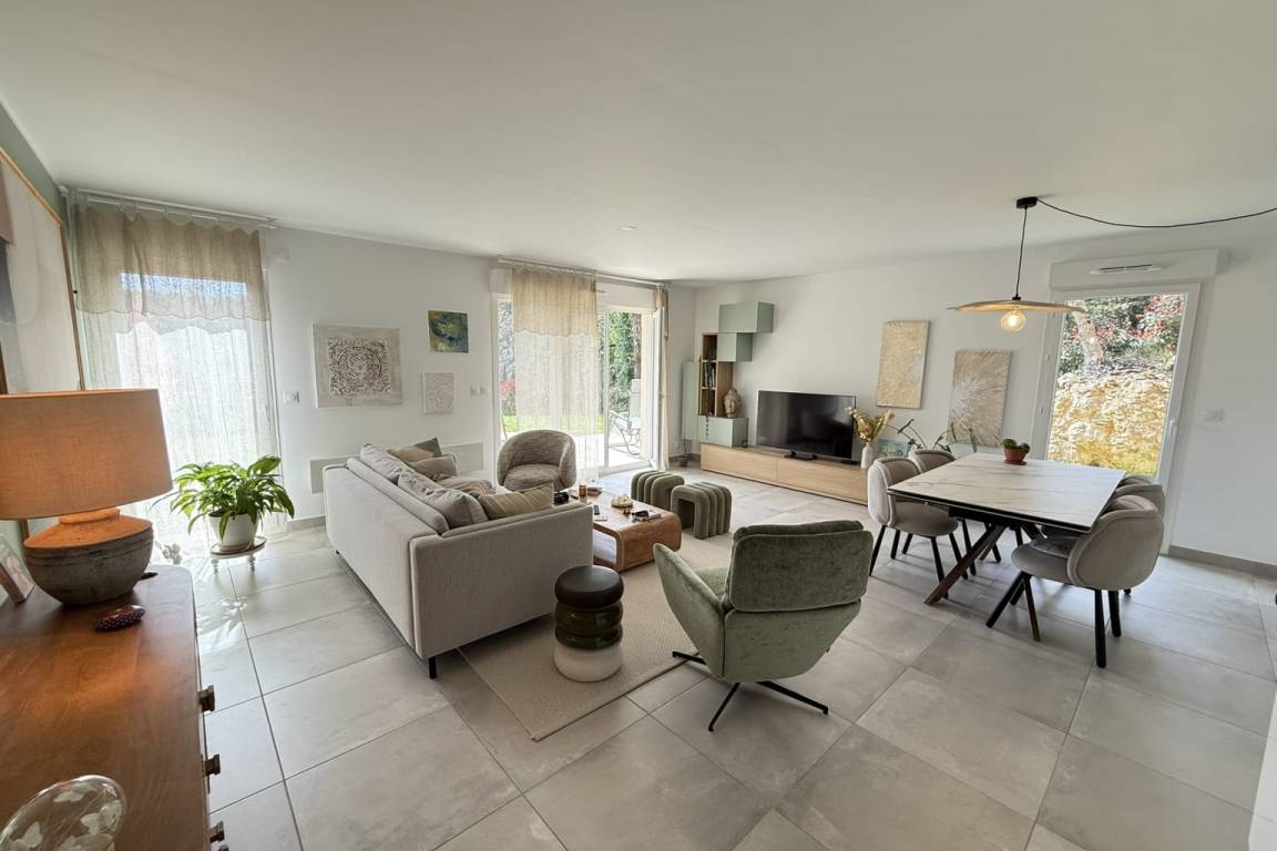 71 M² Apartment ∙ 1 Bedroom ∙ 2 Guests - Valbonne