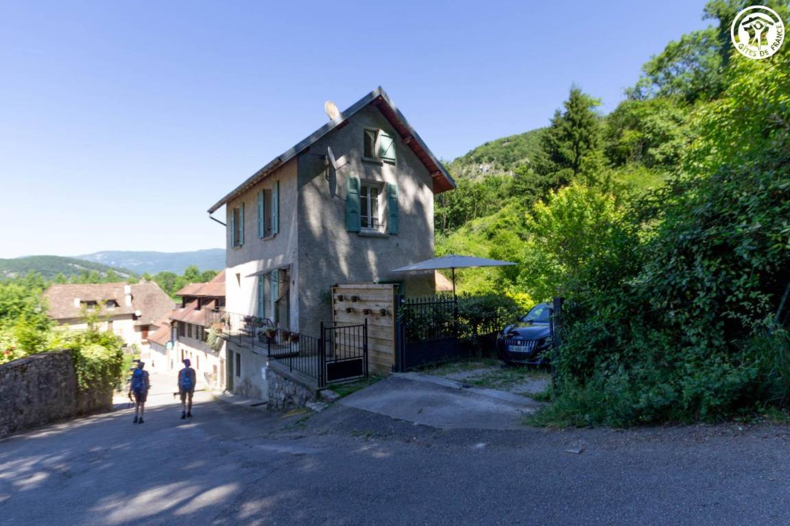 71 M² Gîte ∙ 3 Chambres ∙ 6 Personnes - Culoz