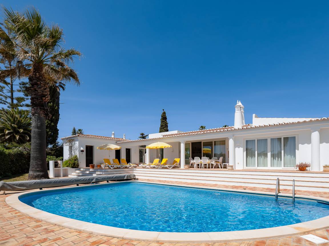200 M² Villa ∙ 3 Bedrooms ∙ 6 Guests - Carvoeiro