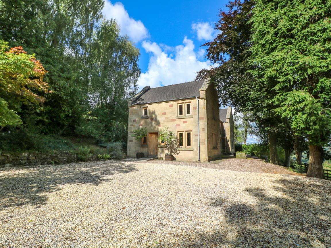Cottage ∙ 5 Bedrooms ∙ 9 Guests - Wirksworth