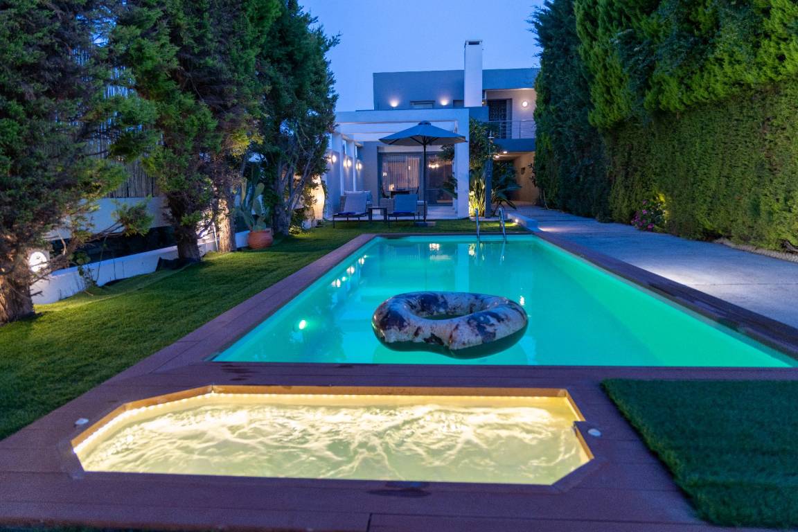 180 M² Villa ∙ 3 Bedrooms ∙ 6 Guests - Ретимно