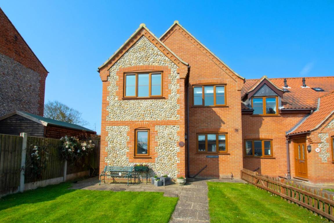 Cottage ∙ 3 Bedrooms ∙ 6 Guests - Norfolk