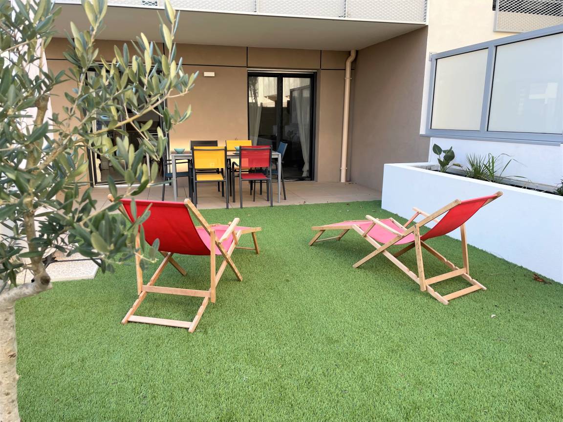 65 M² Appartement ∙ 2 Chambres ∙ 6 Personnes - Le Lavandou