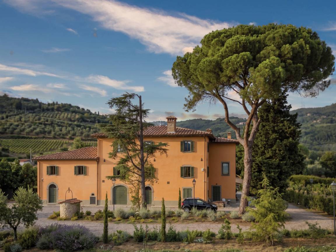 Apartment ∙ 4 Bedrooms ∙ 12 Guests - Arezzo