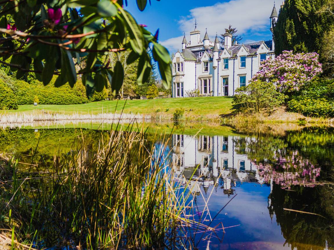 Cottage ∙ 10 Bedrooms ∙ 20 Guests - Aberdeenshire