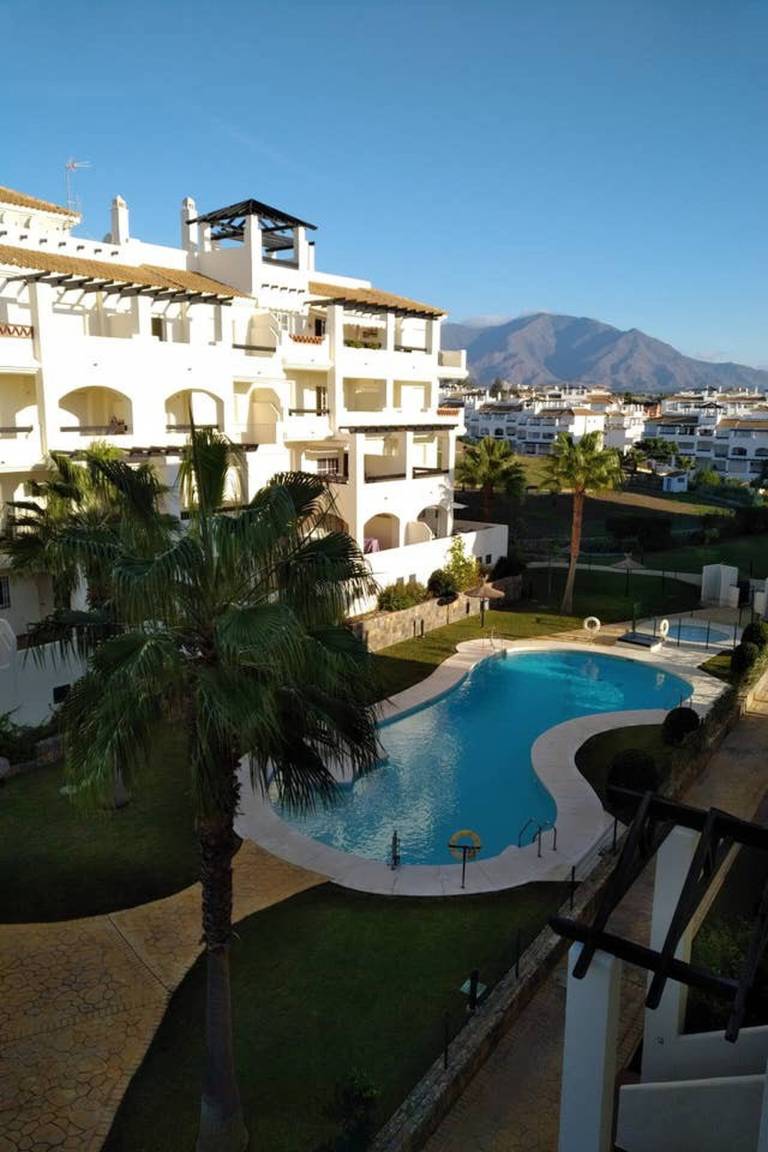 70 M² Apartamento ∙ 2 Habitaciones ∙ 4 Huéspedes - Manilva