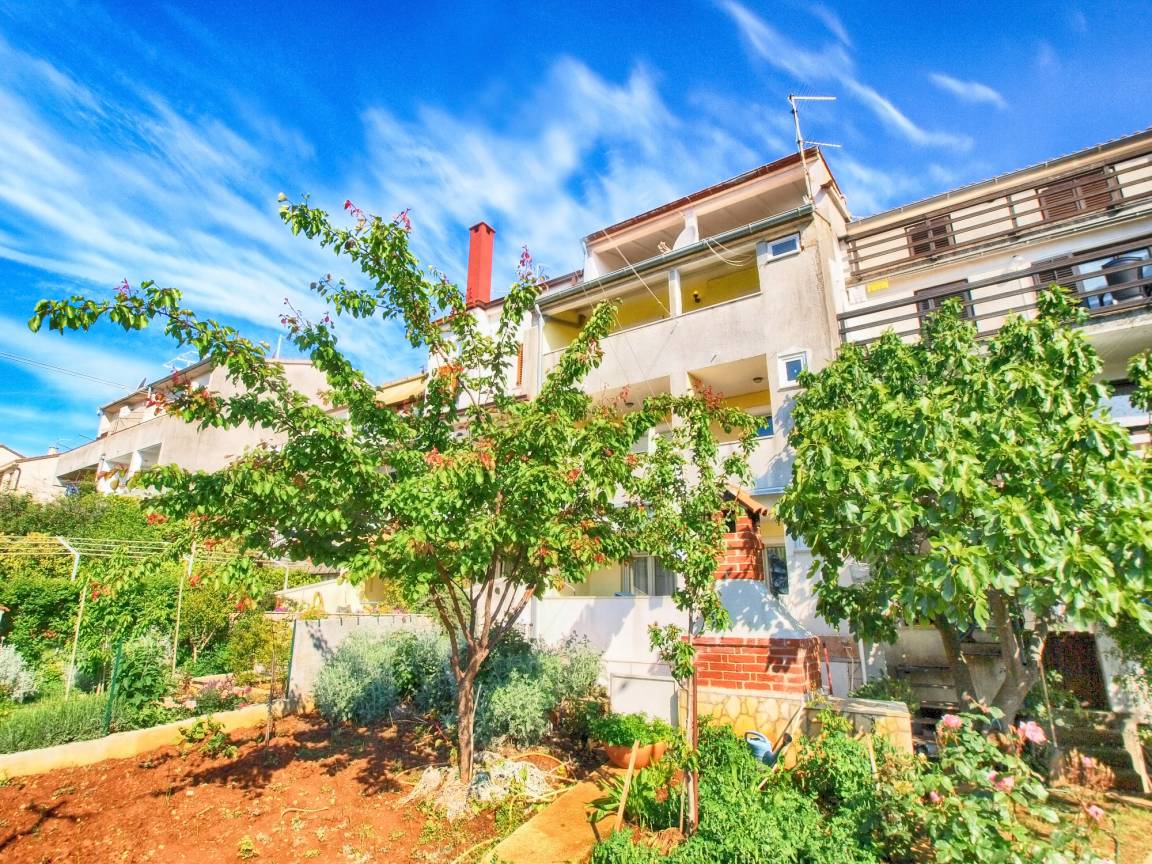 65 M² Apartment ∙ 2 Bedrooms ∙ 5 Guests - Banjole