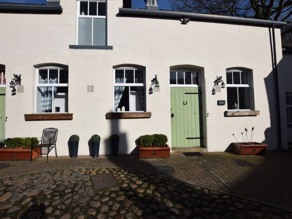 Cottage ∙ 2 Bedrooms ∙ 4 Guests - Knaresborough