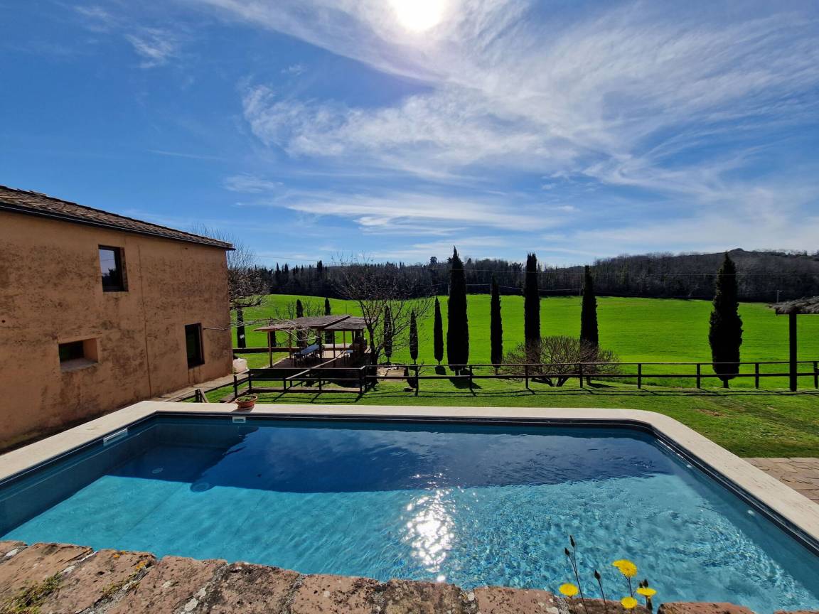 500 M² Villa ∙ 7 Bedrooms ∙ 16 Guests - Monteriggioni