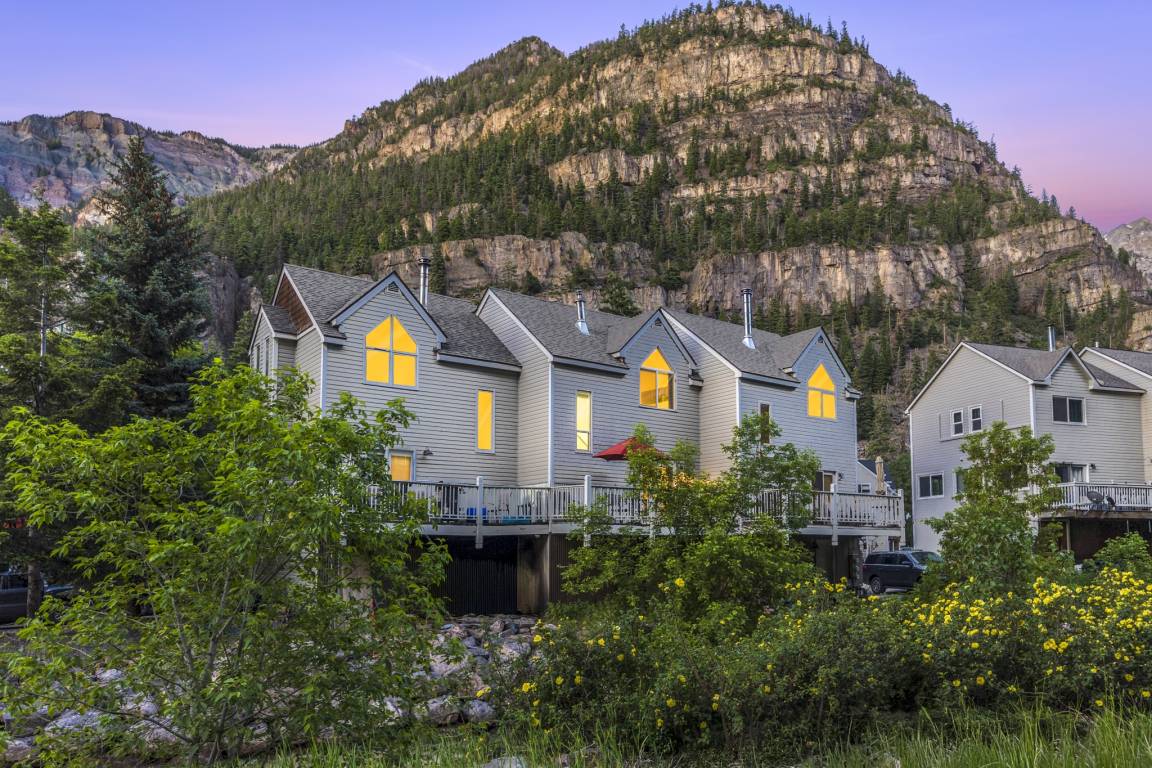 110 M² House ∙ 2 Bedrooms ∙ 6 Guests - Ouray, CO