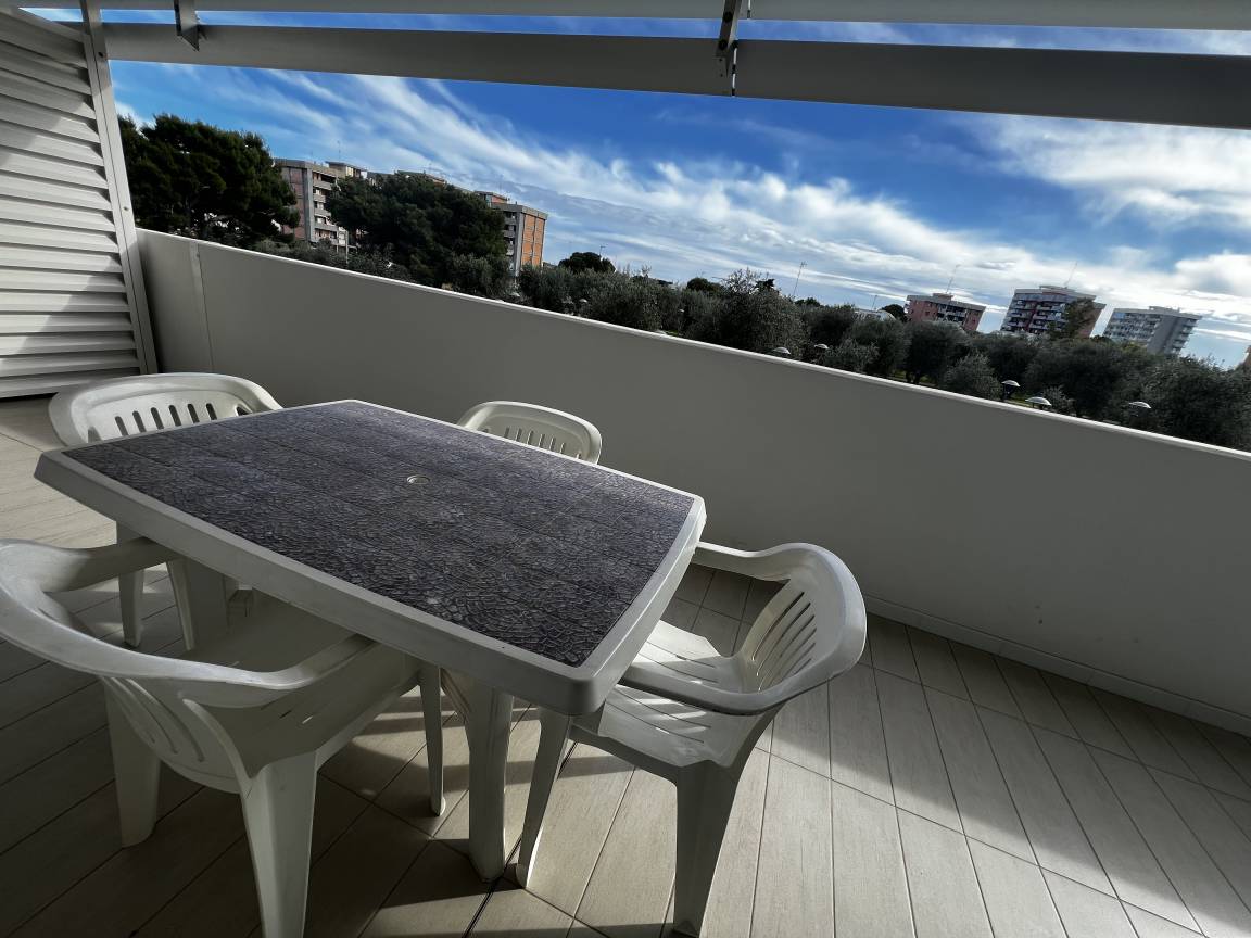 90 M² Apartamento ∙ 2 Habitaciones ∙ 6 Huéspedes - Bari