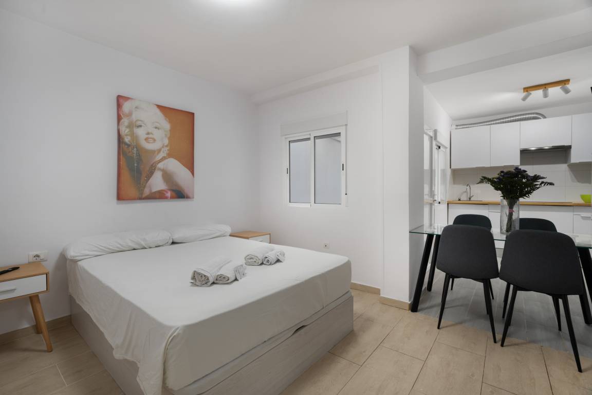 29 M² Studio ∙ 2 Personnes - Los Cristianos