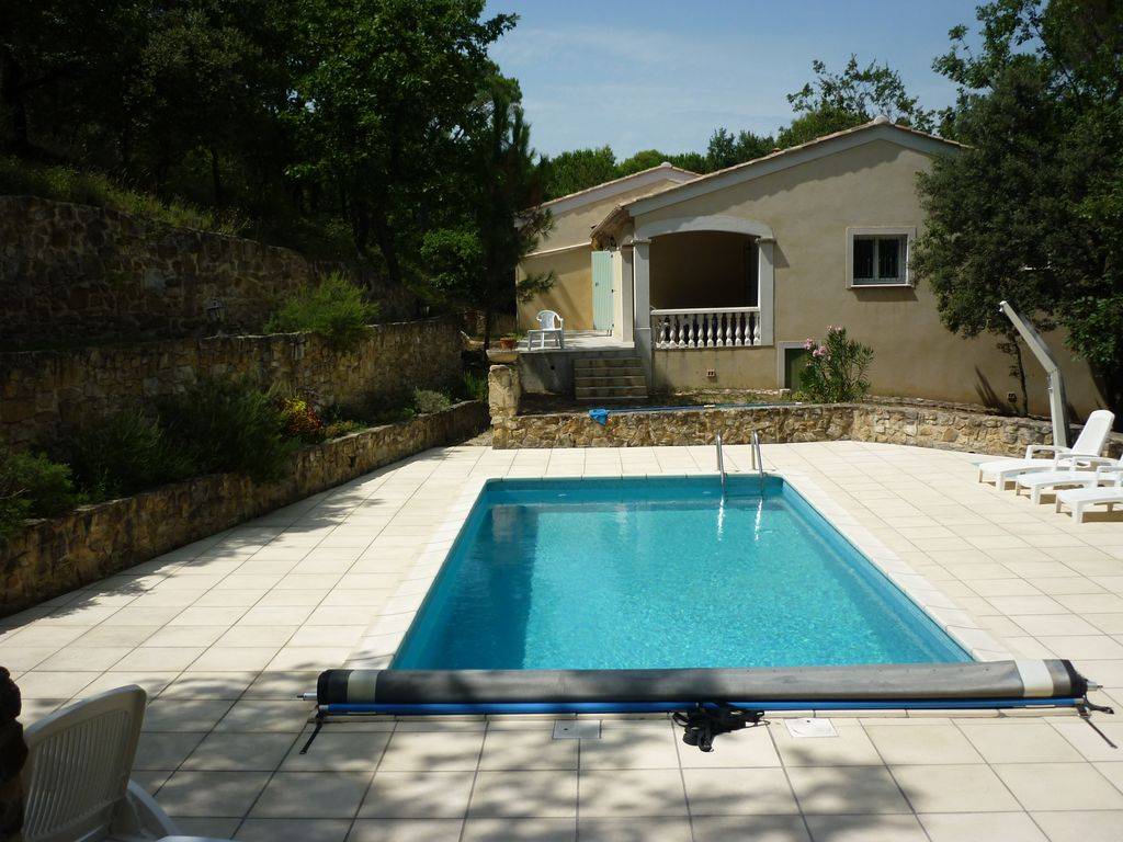 116 M² Gîte ∙ 3 Chambres ∙ 6 Personnes - Pierrelatte