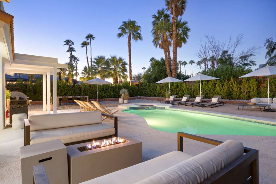 117 M² House ∙ 3 Bedrooms ∙ 6 Guests - Palm Springs, CA