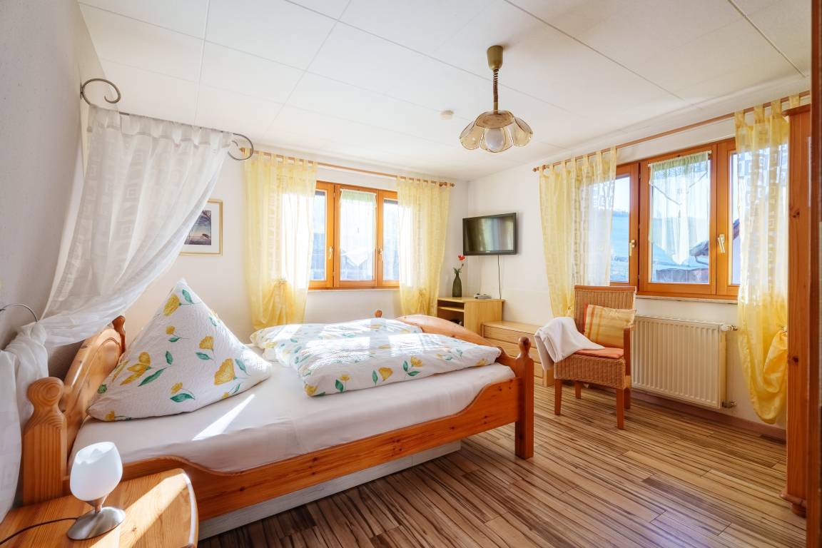 40 M² Ferienwohnung ∙ 1 Schlafzimmer ∙ 3 Gäste - Oberharmersbach