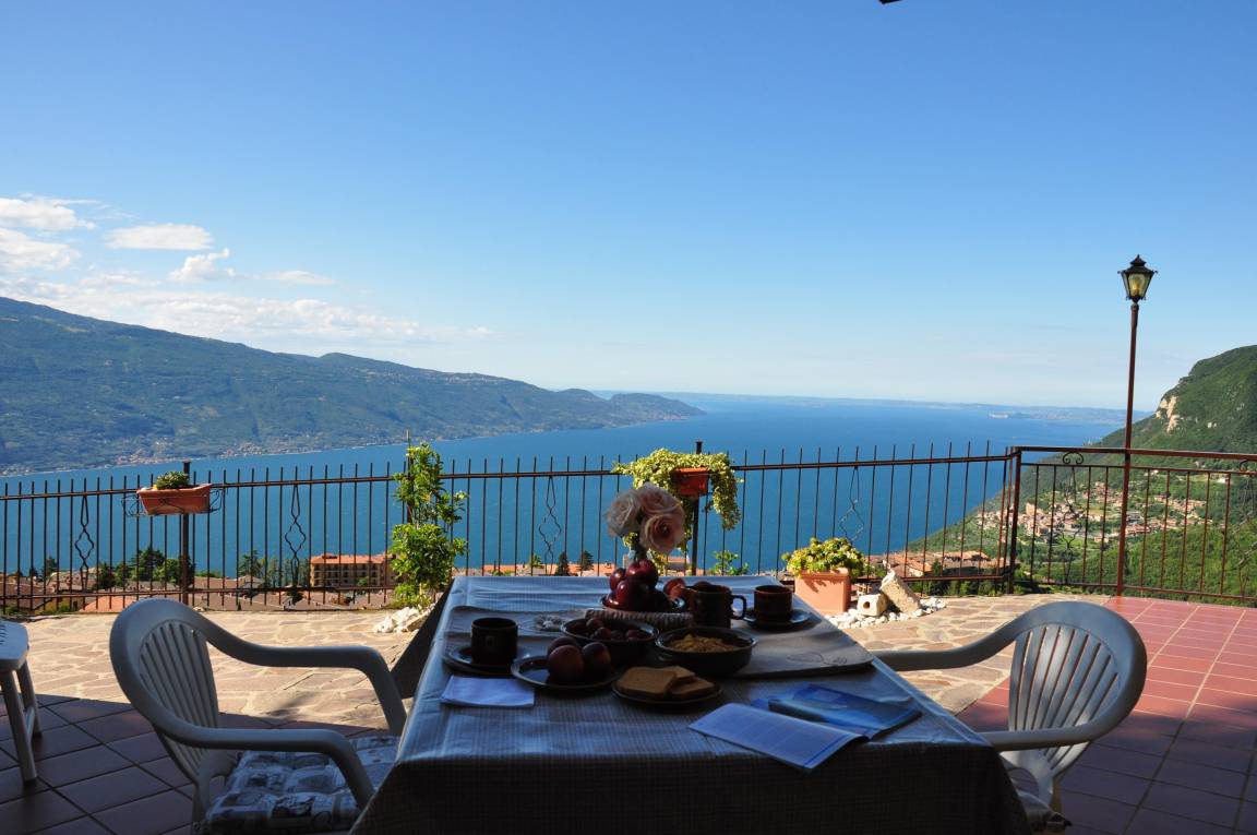 55 M² Apartamento ∙ 2 Habitaciones ∙ 4 Huéspedes - Limone Sul Garda