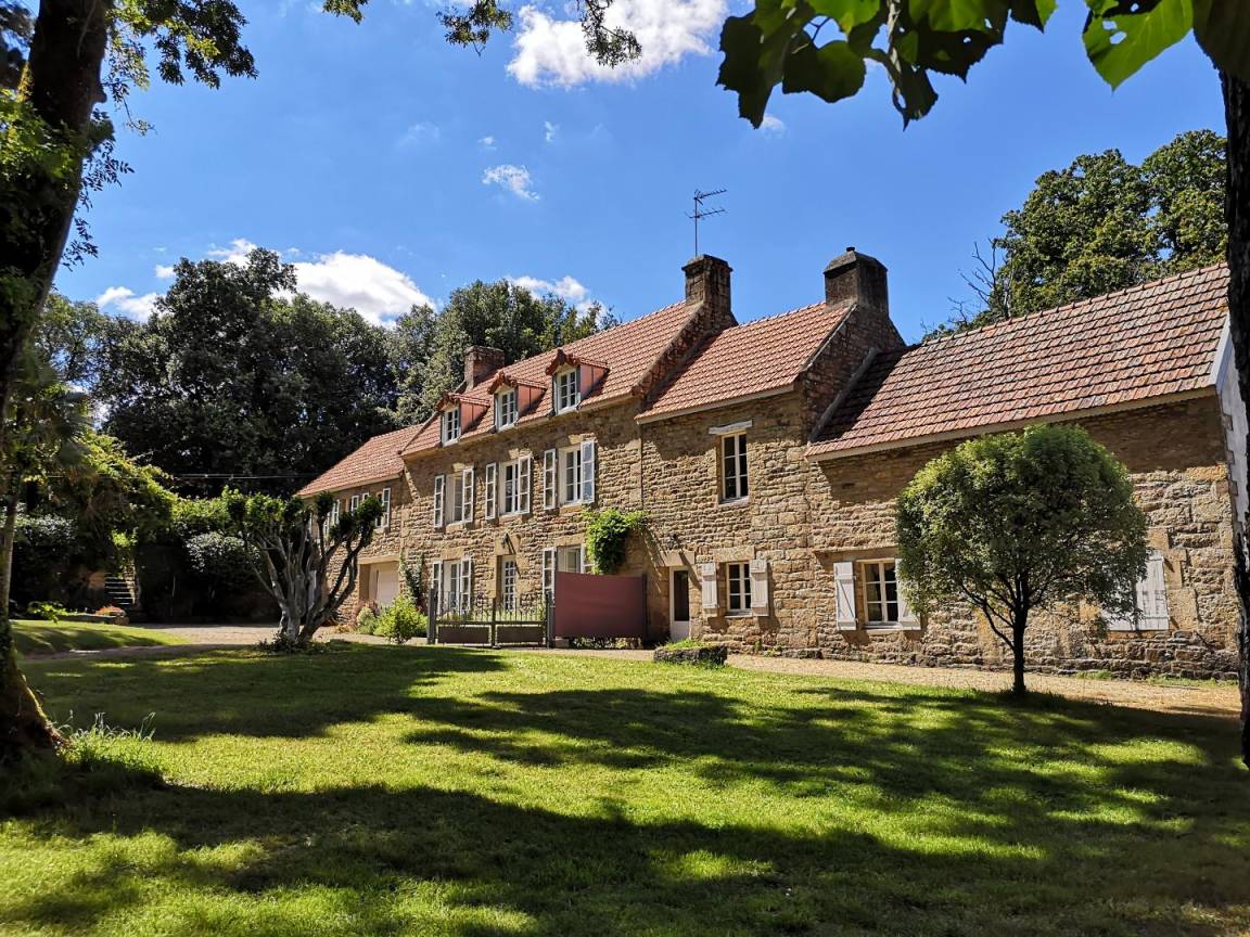 110 M² Gîte ∙ 2 Chambres ∙ 4 Personnes - Kervignac