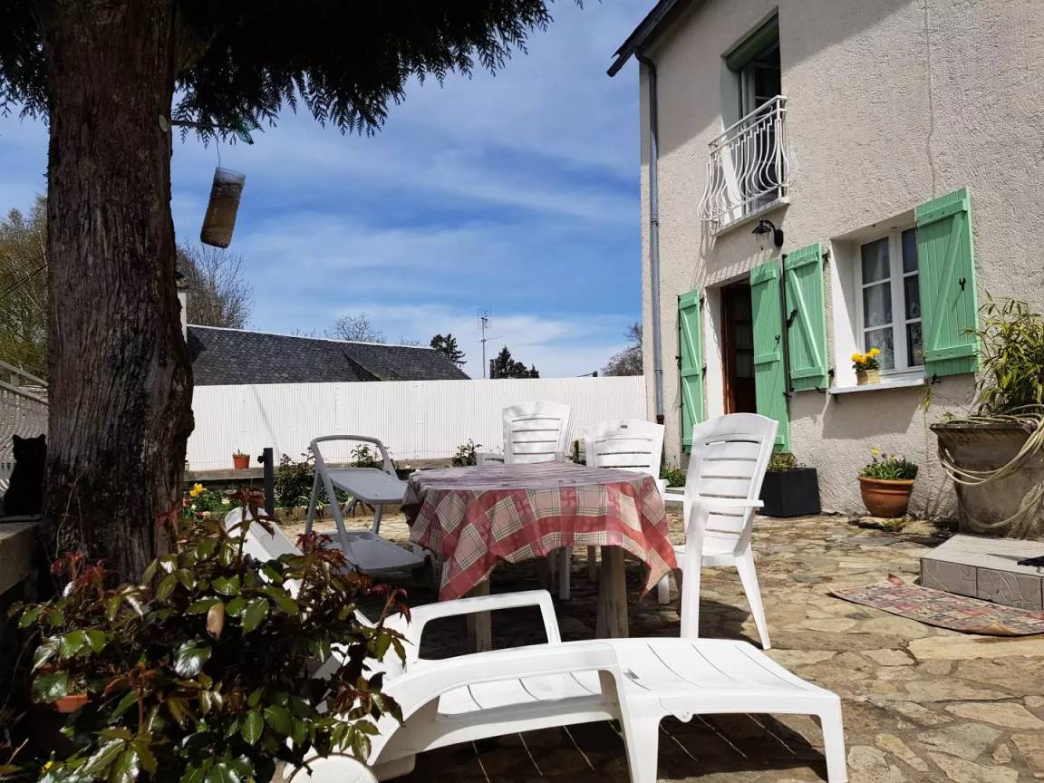 60 M² Casa ∙ 1 Habitación ∙ 2 Huéspedes - Sainte-Fortunade