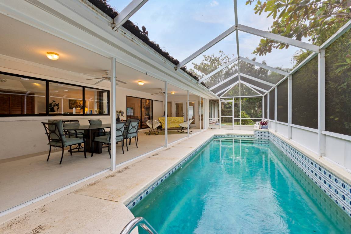 251 M² House ∙ 4 Bedrooms ∙ 8 Guests - Vero Beach, FL