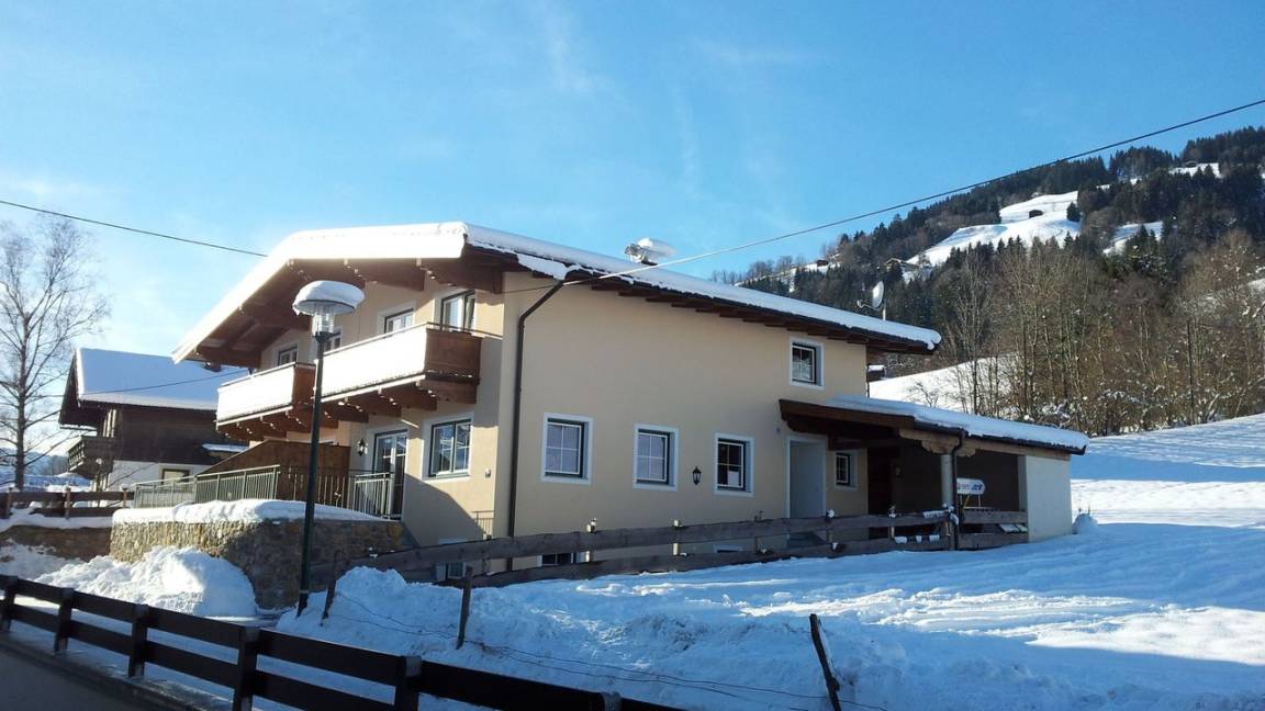 160 M² Ferienhaus ∙ 5 Schlafzimmer ∙ 9 Gäste - Söll