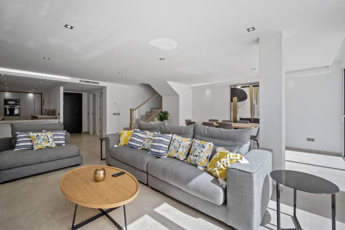 210 M² House ∙ 6 Bedrooms ∙ 11 Guests - Marbella