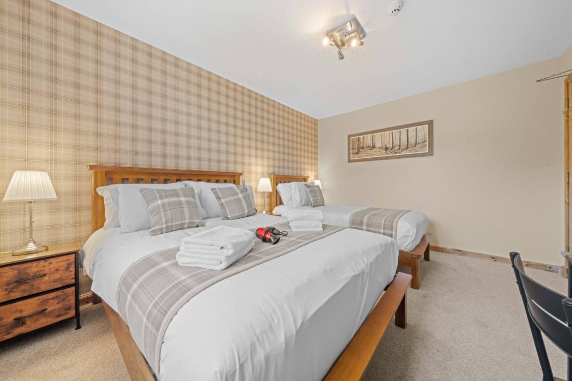 16 M² Private Room ∙ 1 Bedroom ∙ 3 Guests - Loch Ness