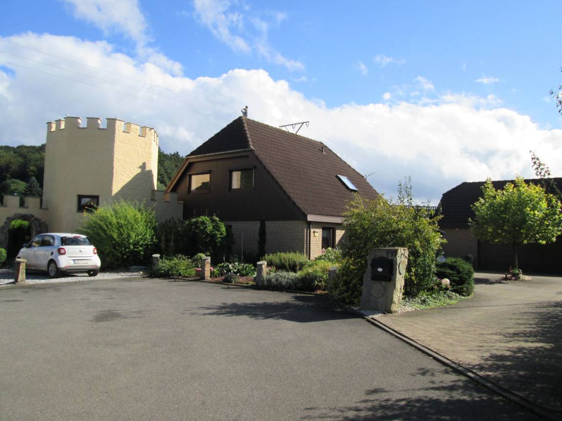 70 M² Ferienwohnung ∙ 2 Schlafzimmer ∙ 4 Gäste - Marsberg