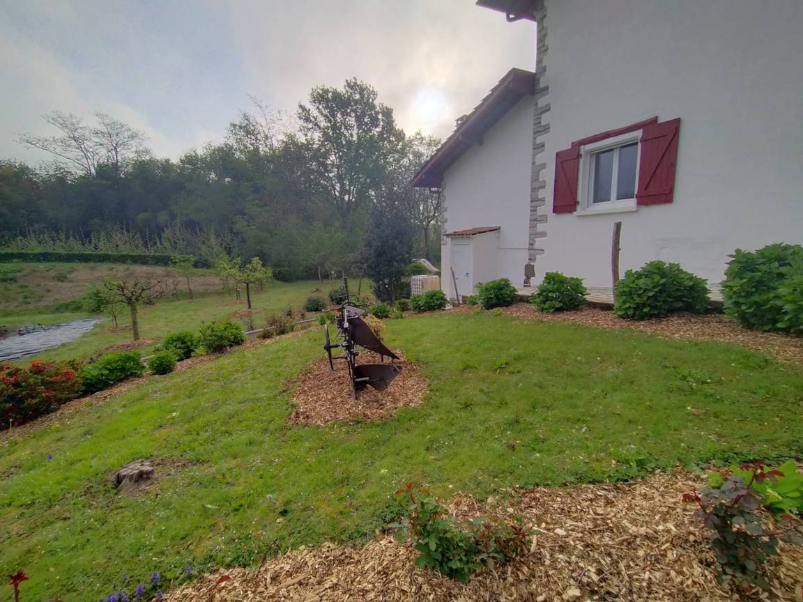 62 M² Appartement ∙ 2 Chambres ∙ 4 Personnes - Espelette