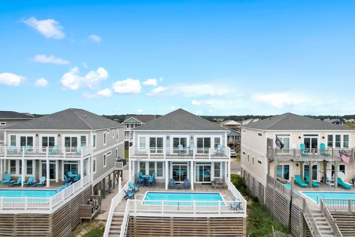 House ∙ 7 Bedrooms ∙ 21 Guests - Holden Beach, NC