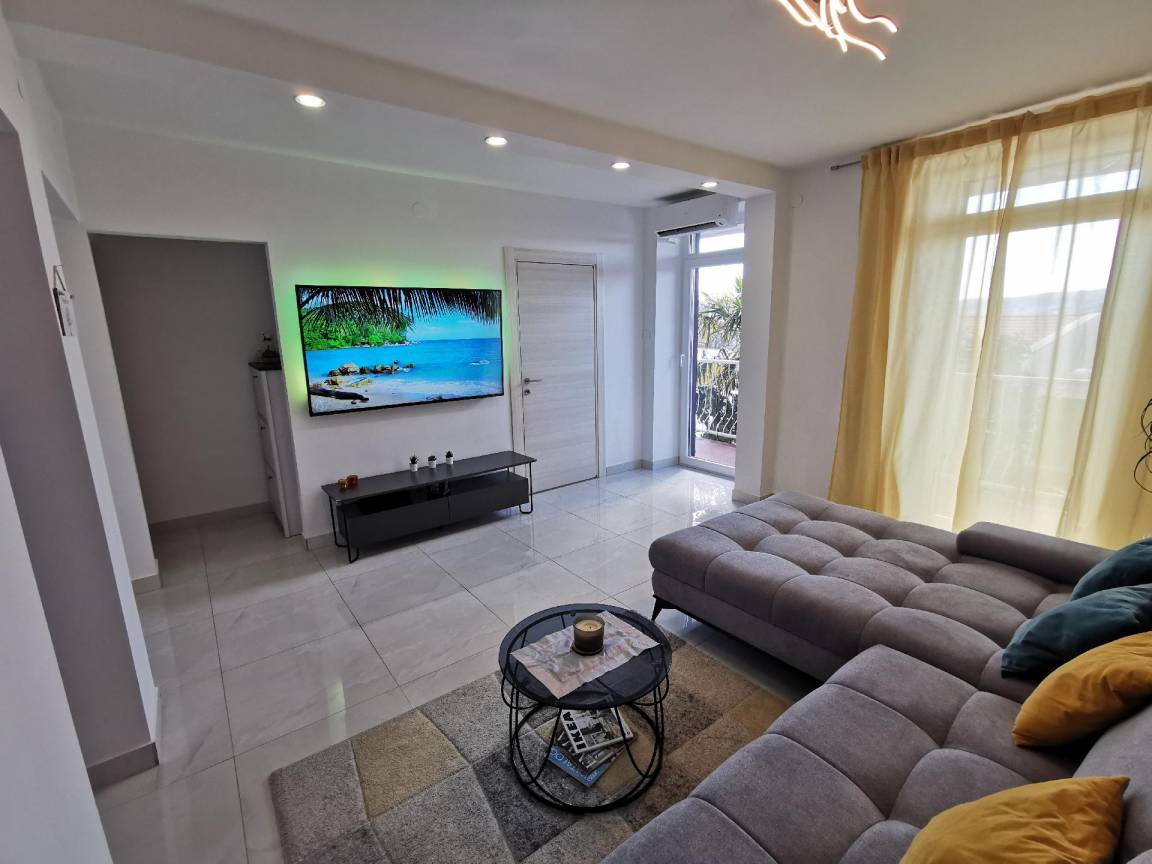 60 M² Ferienwohnung ∙ 2 Schlafzimmer ∙ 4 Gäste - Crikvenica