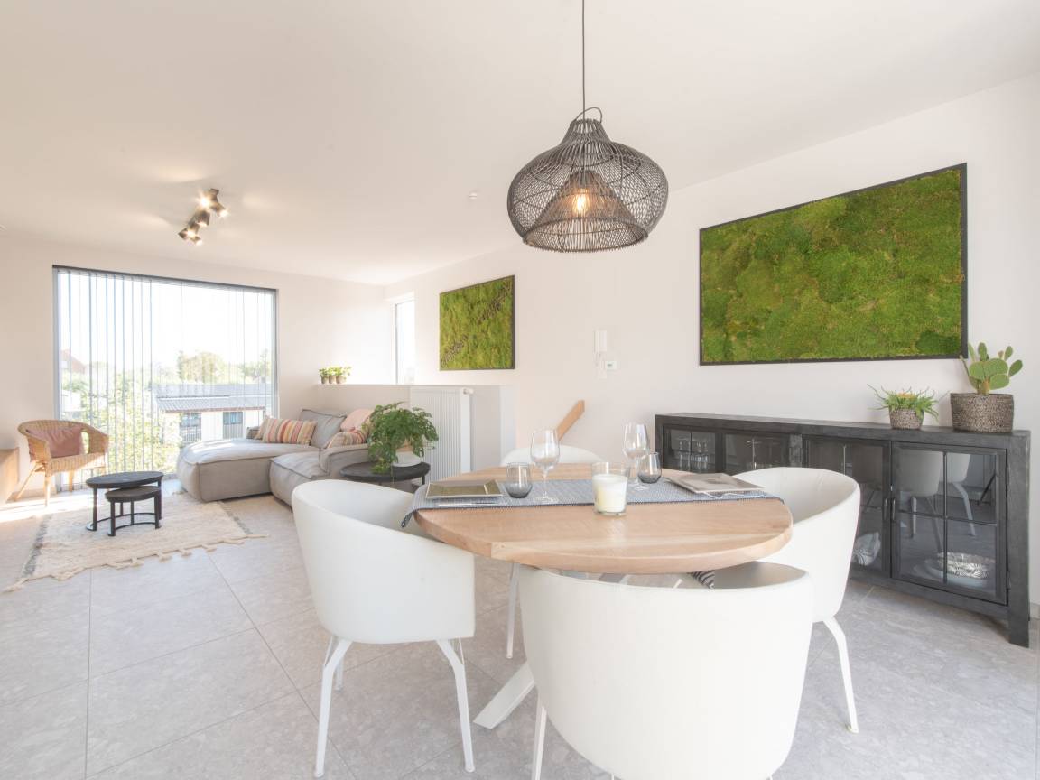 80 M² Huis ∙ 2 Slaapkamers ∙ 4 Gasten - Bredene