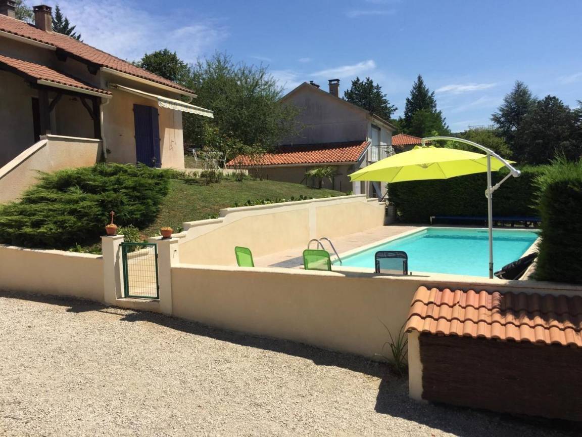 120 M² Gîte ∙ 4 Bedrooms ∙ 8 Guests - Cahors