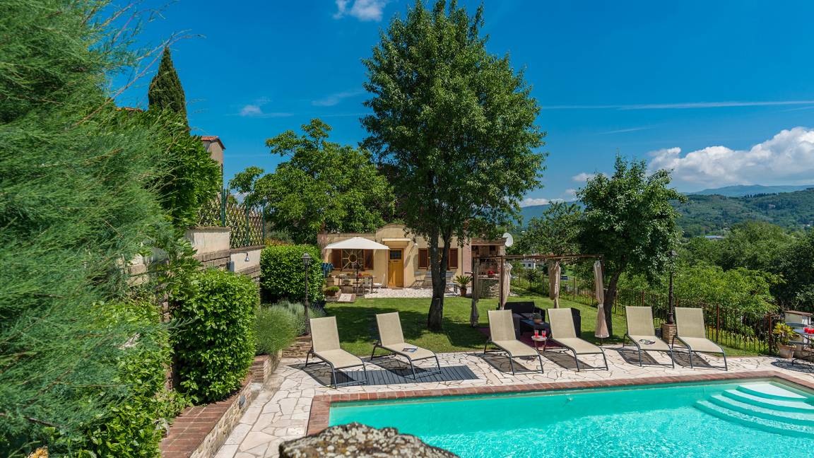 200 M² Villa ∙ 5 Habitaciones ∙ 10 Huéspedes - Arezzo