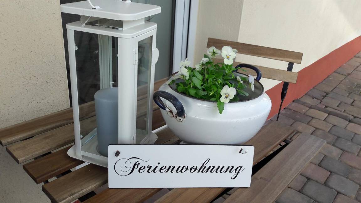 42 M² Ferienwohnung ∙ 1 Schlafzimmer ∙ 3 Gäste - Schweich