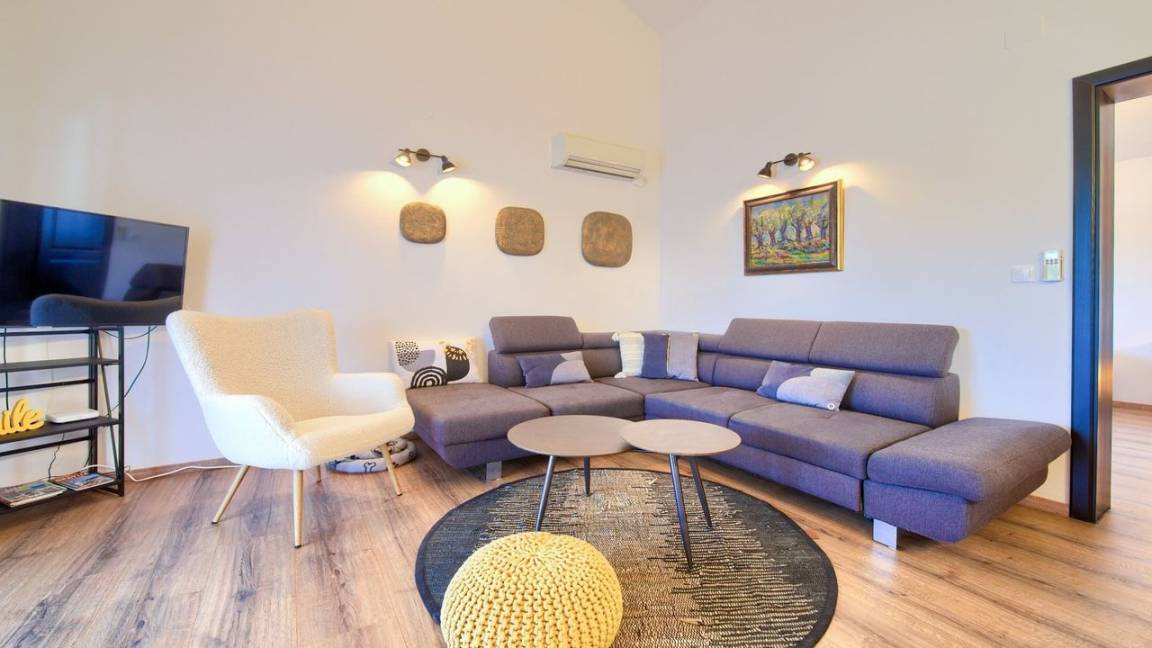 75 M² Apartment ∙ 2 Bedrooms ∙ 6 Guests - Punat