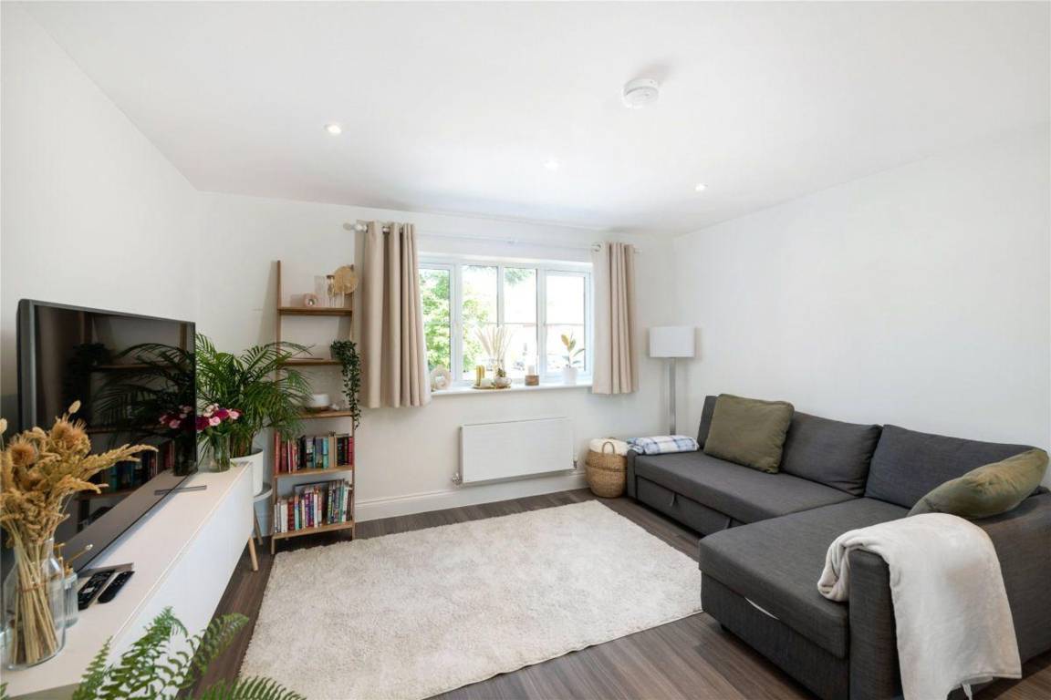 78 M² Apartment ∙ 2 Bedrooms ∙ 5 Guests - Redhill