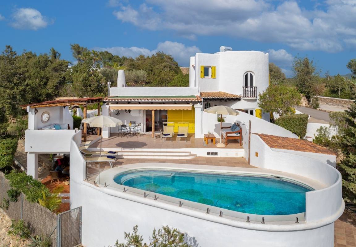 120 M² Villa ∙ 3 Habitaciones ∙ 5 Huéspedes - Islas de Ibiza