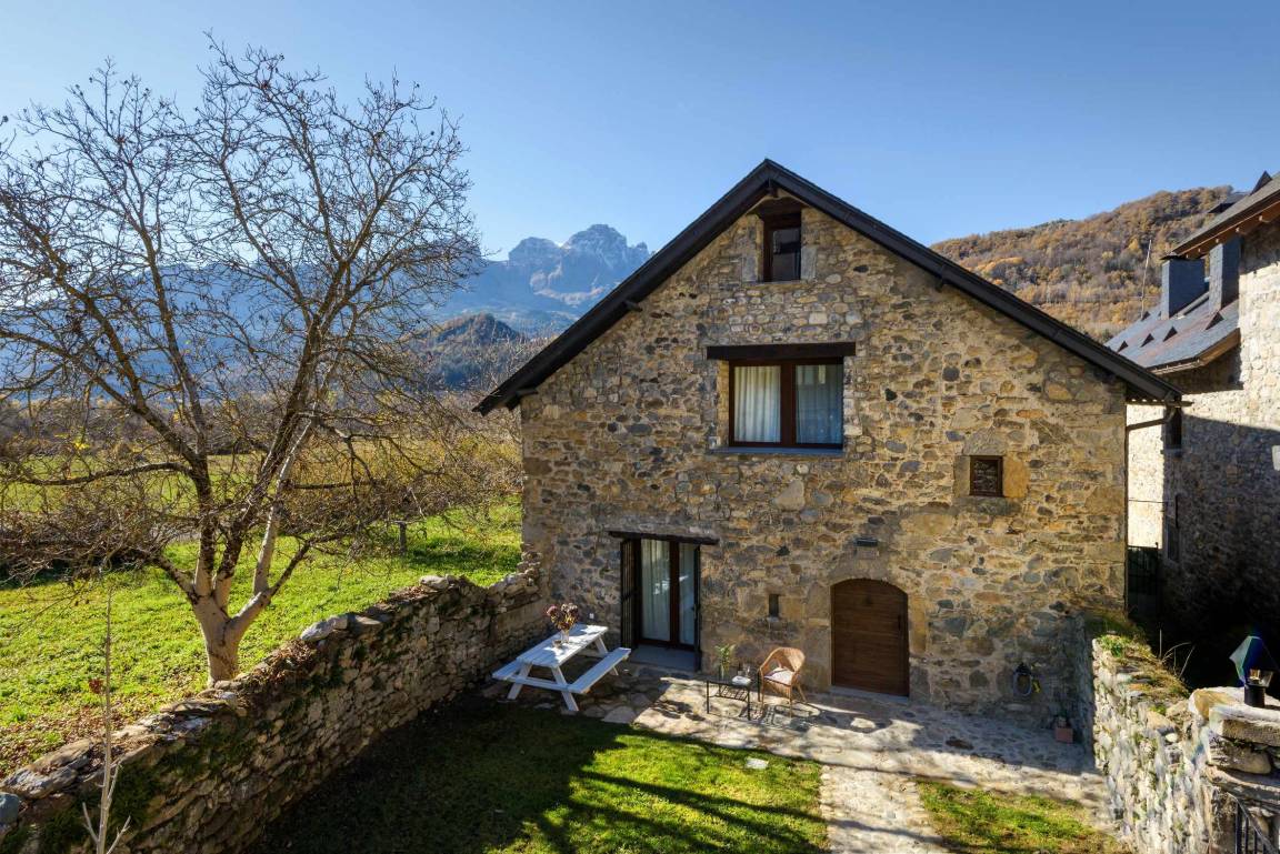 129 M² Casa ∙ 3 Habitaciones ∙ 6 Huéspedes - Panticosa