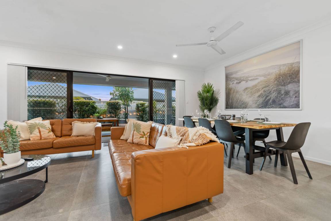 House ∙ 4 Bedrooms ∙ 8 Guests - Trinity Beach
