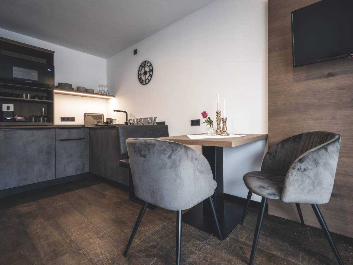 40 M² Ferienwohnung ∙ 1 Schlafzimmer ∙ 2 Gäste - Söll