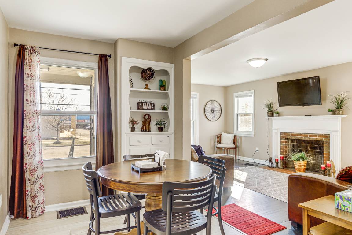 167 M² House ∙ 3 Bedrooms ∙ 6 Guests - Beavercreek, OH
