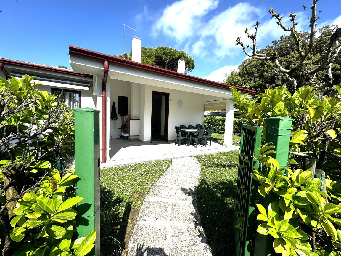 65 M² Villa ∙ 4 Slaapkamers ∙ 7 Gasten - Bibione