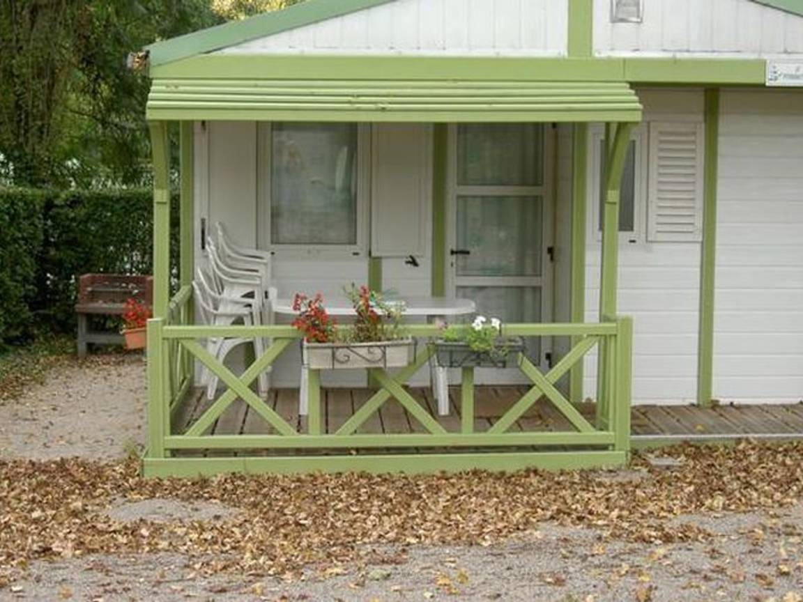 28 M² Mökki ∙ 2 Makuuhuonetta ∙ 4 Vierasta - Lons-le-Saunier