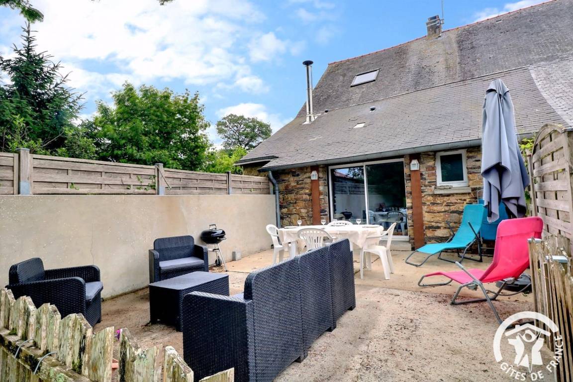 90 M² Gîte ∙ 2 Chambres ∙ 5 Personnes - Ille-et-Vilaine